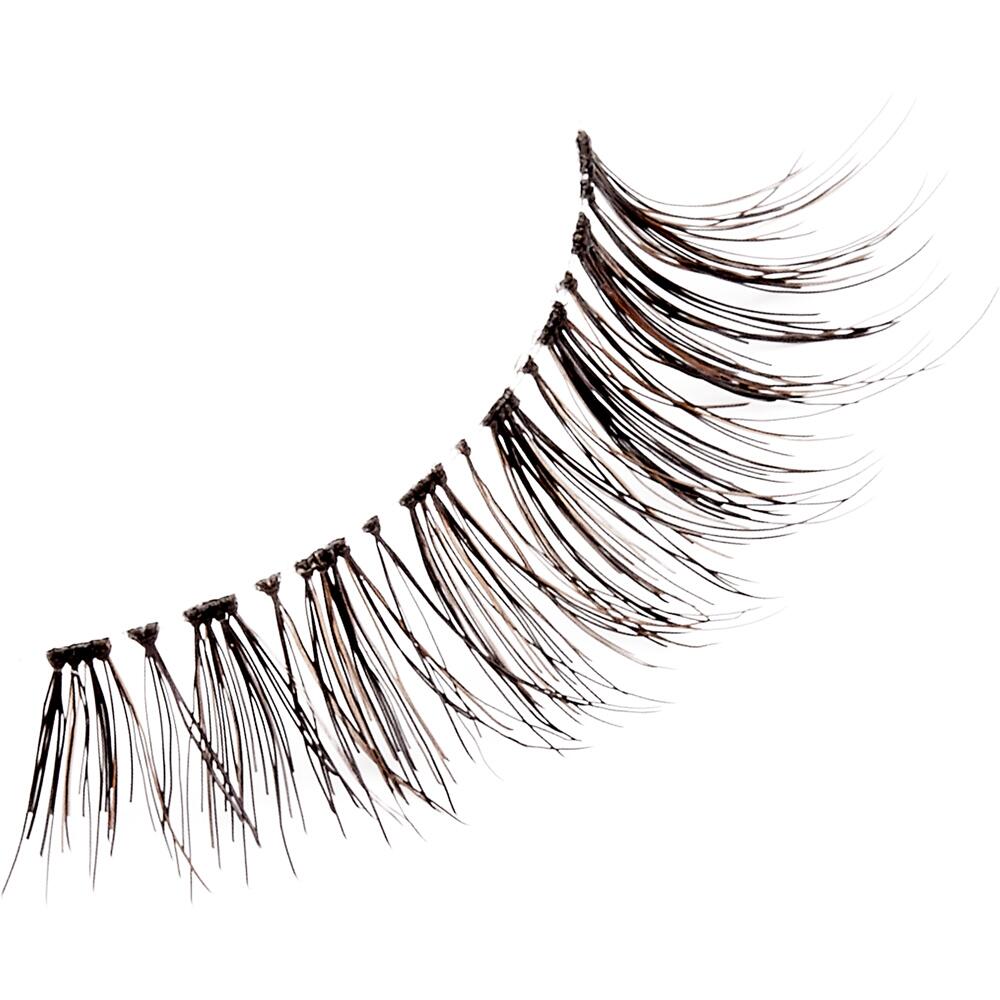 KISS True Volume Pumped Up Effect Artificial Eyelashes Ritzy Natural ...