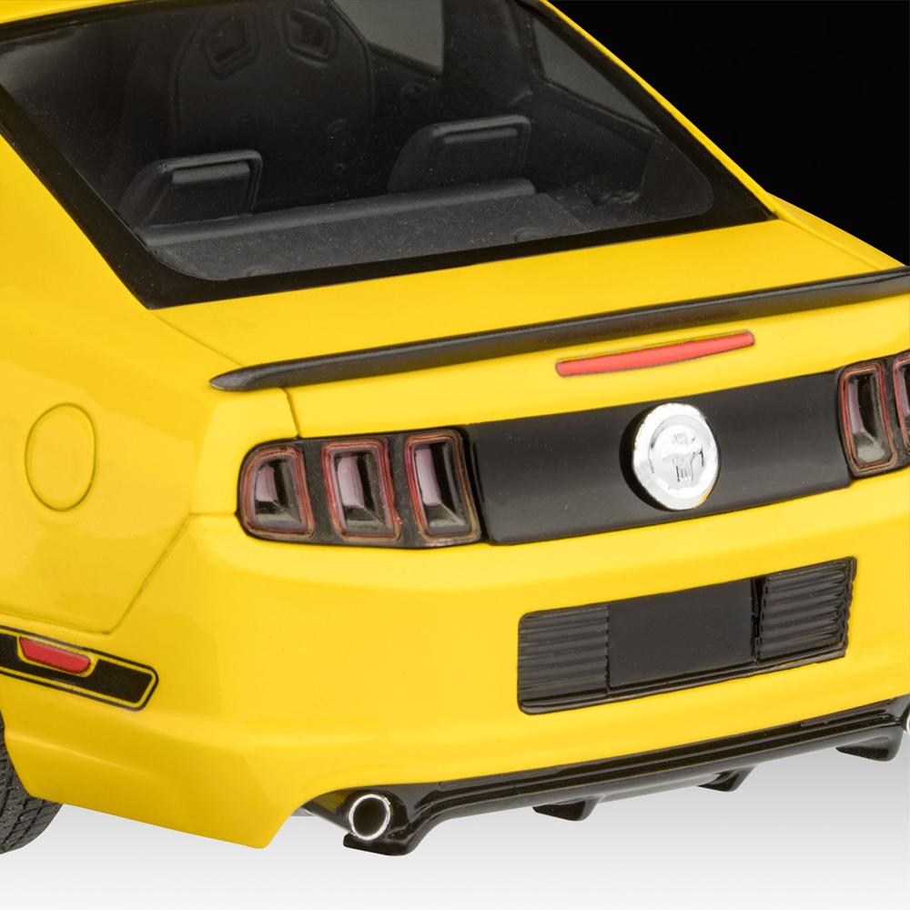 Revell Ford Mustang Boss 302 2013 Plastic Model Set 67652 Scale 1:25