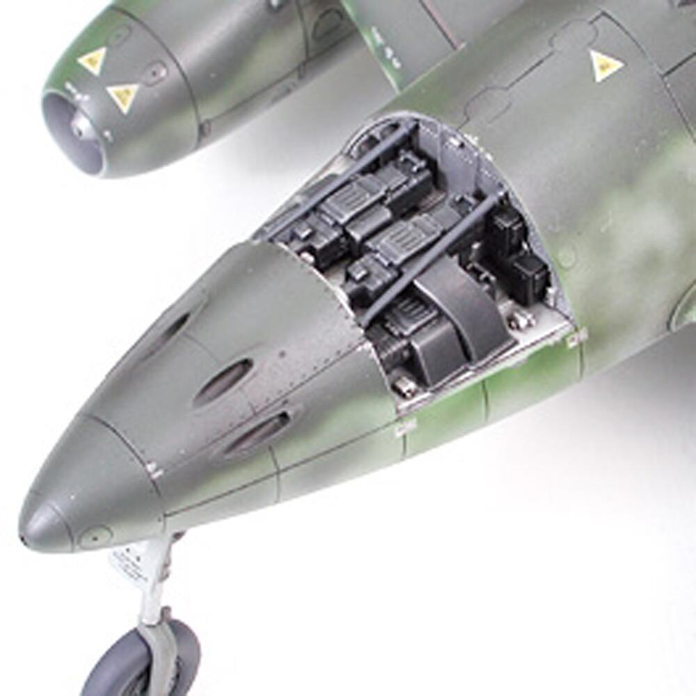 Tamiya German Messerschmitt Me262 A-1a WWII Model Kit Scale 1/48