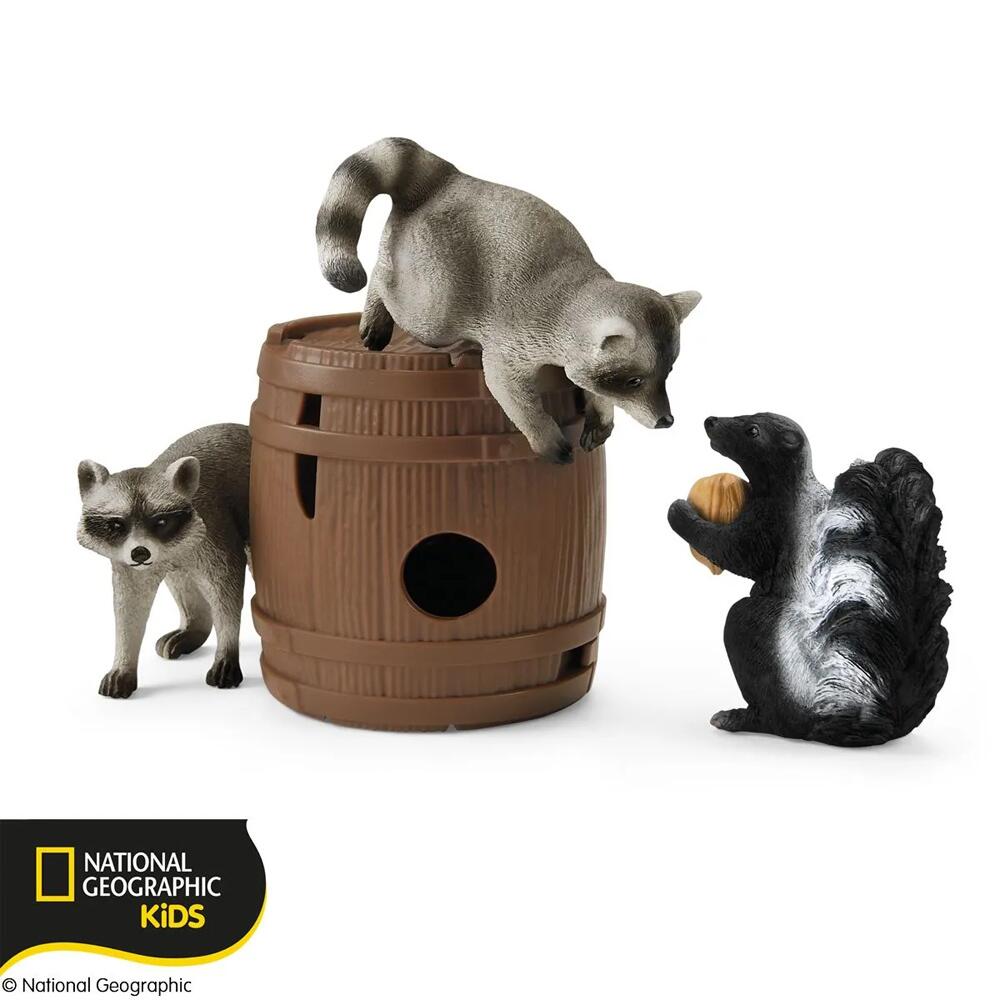 Schleich Wild Life Raccoons NUTTY MISCHIEF Playset