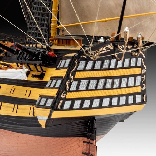 Revell HMS Victory Ship Model Set (Level 4) (Scale 1:225)
