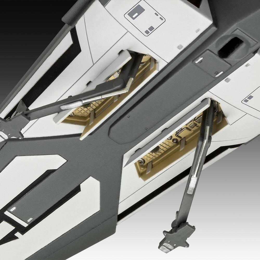 Revell Star Wars Darth Maul's Sith Infiltrator Model Kit Scale 1:120