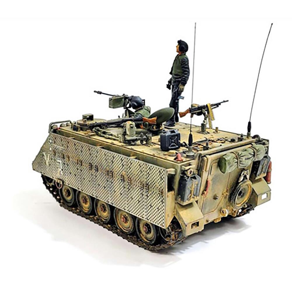 Academy M113 Zelda APC Military Model Kit Scale 1:35