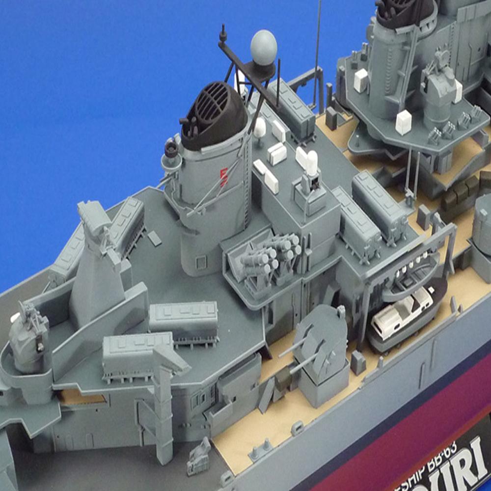Tamiya US Battleship BB-63 Missouri Model Set Scale 1350