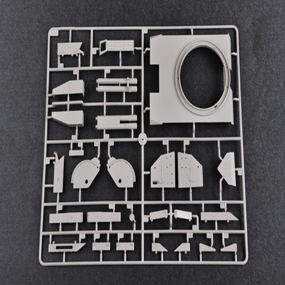 Trumpeter Russian 1K17 Szhatie Model Kit (Scale 1:35)