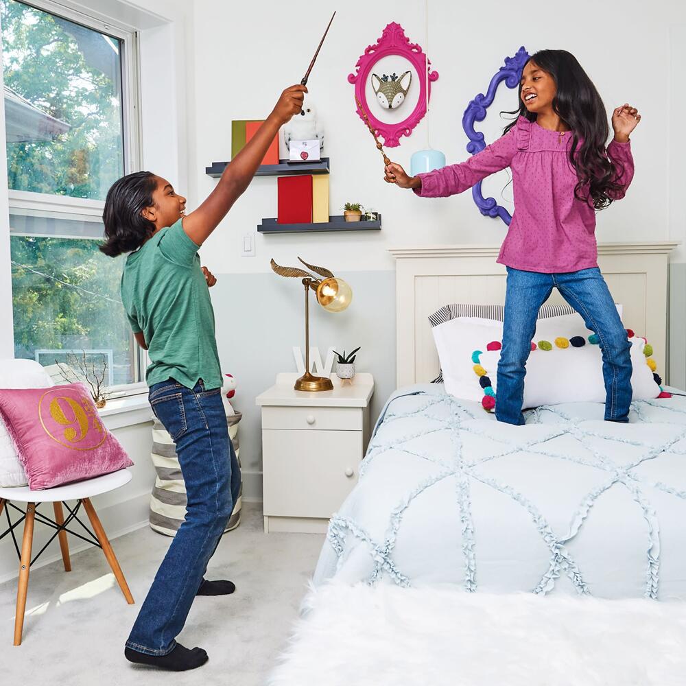 Harry Potter Spellbinding Authentic Replica Wand