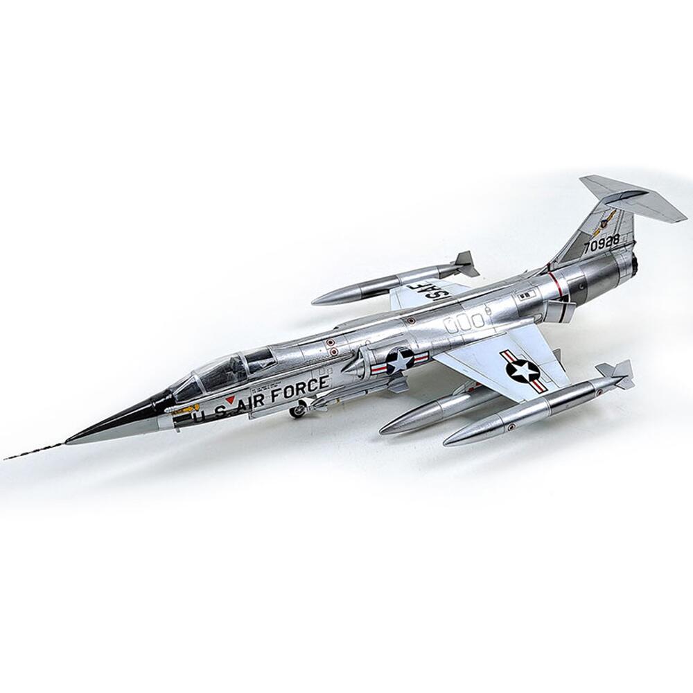 Academy USAF F-104C Starfighter Vietnam War Military Aircraft Model Kit ...