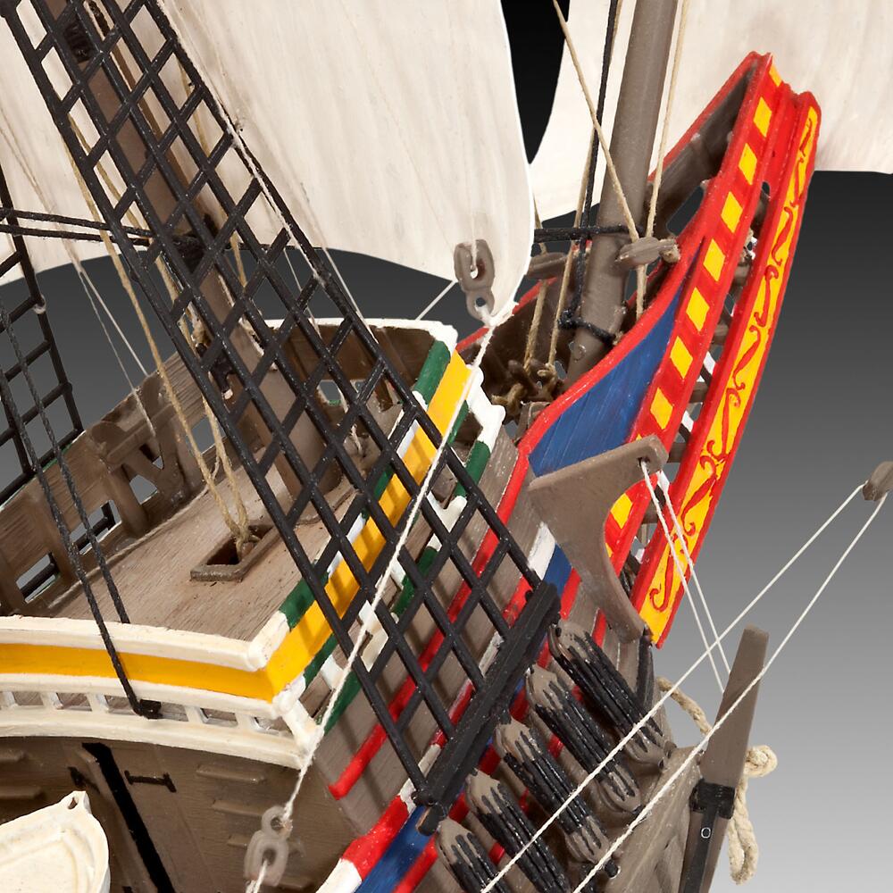 Revell Mayflower Ship 400th Anniversary Model Kit (Scale 1:83)