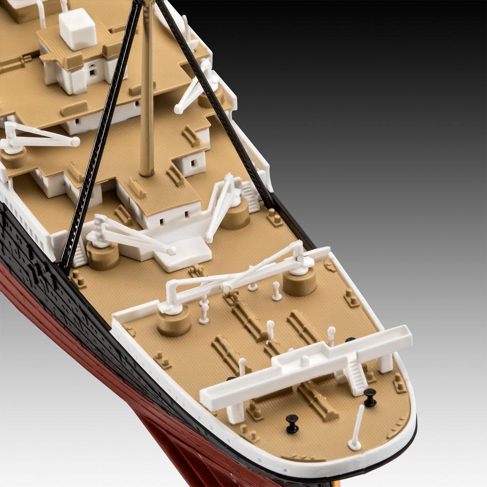 Revell Easy-Click System RMS Titanic Ship Model Kit with 3D Iceberg ...