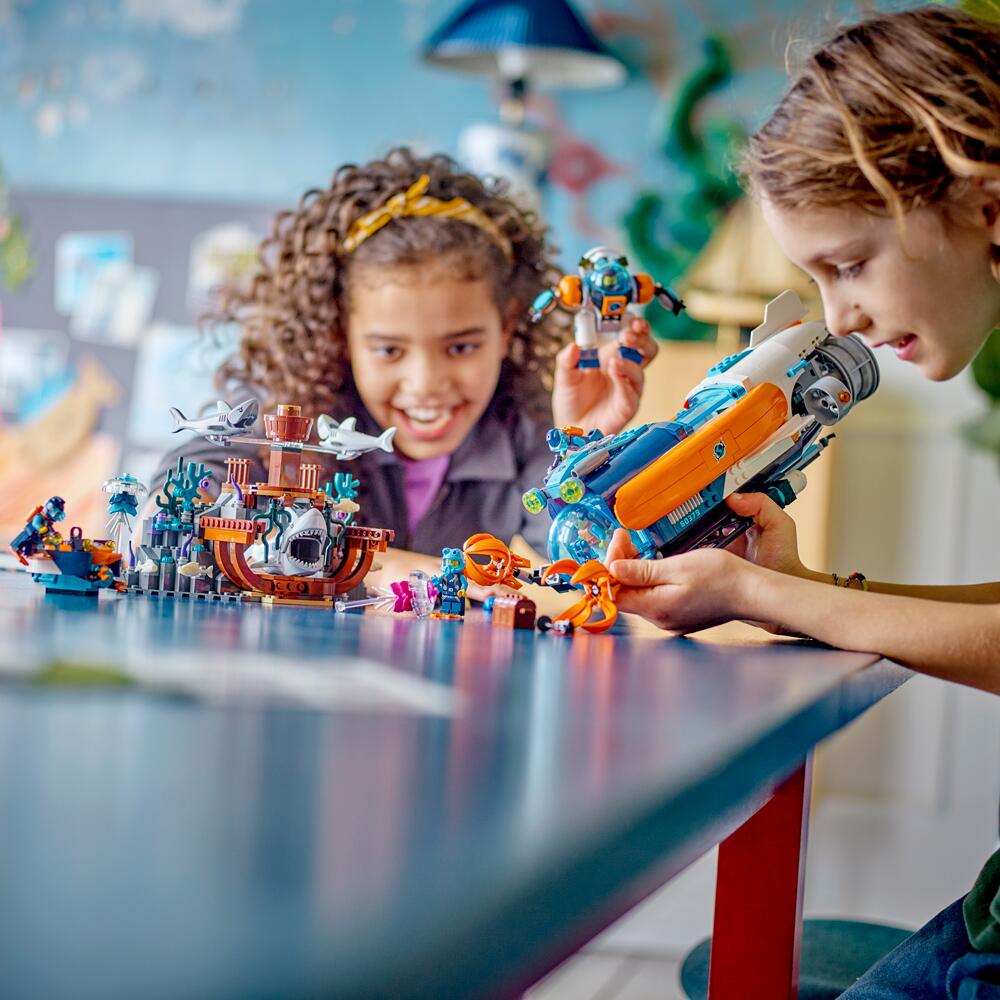 LEGO City Deep-Sea Explorer Submarine Building Set 842 Piece Ages 7+