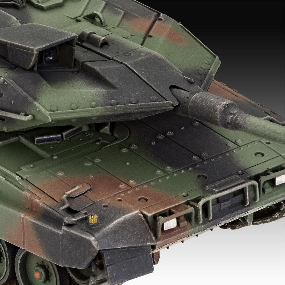 Revell Leopard 2A7V Tank Military Model Kit Scale 1:72
