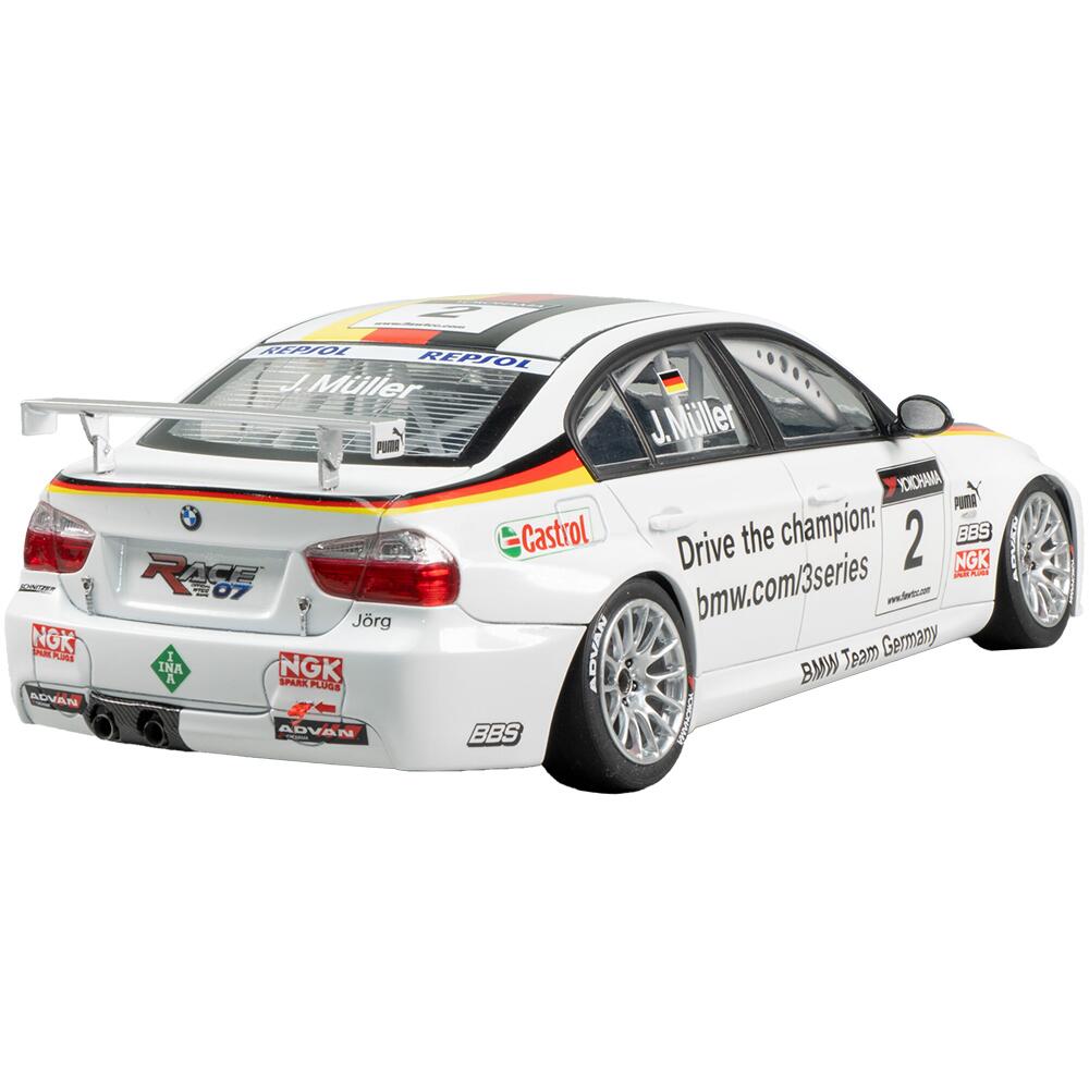 Nunu BMW 320si E90 WTCC Brands Hatch 2008 Winner Model Kit Scale 1:24