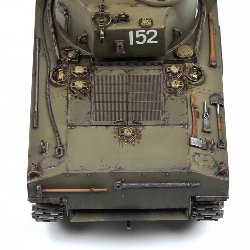 Zvezda M4A2 Sherman 75mm Medium Tank Model Kit Scale 135