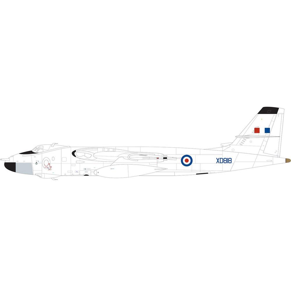 Airfix A11001A Vickers Valiant B (PR) K.1 Aircraft Model Kit Scale 1/72