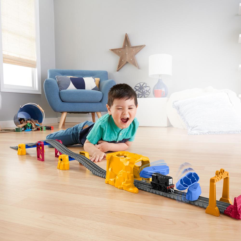 Thomas & Friends TrackMaster Diesel Tunnel Blast