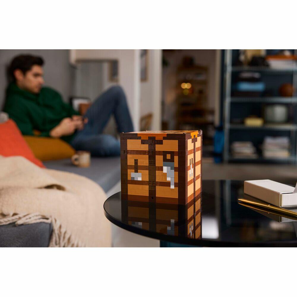 LEGO Minecraft The Crafting Table Set 21265 Ages 18+