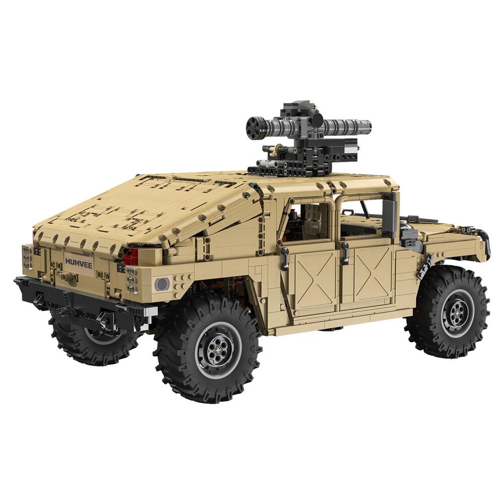 CaDA HUMVEE Military Vehicle Construction Toy Scale 1:8