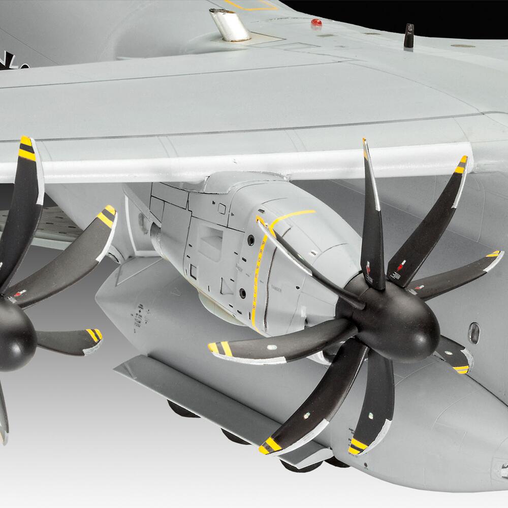 Revell Airbus A400M &ATLAS& Level 5 Scale 172