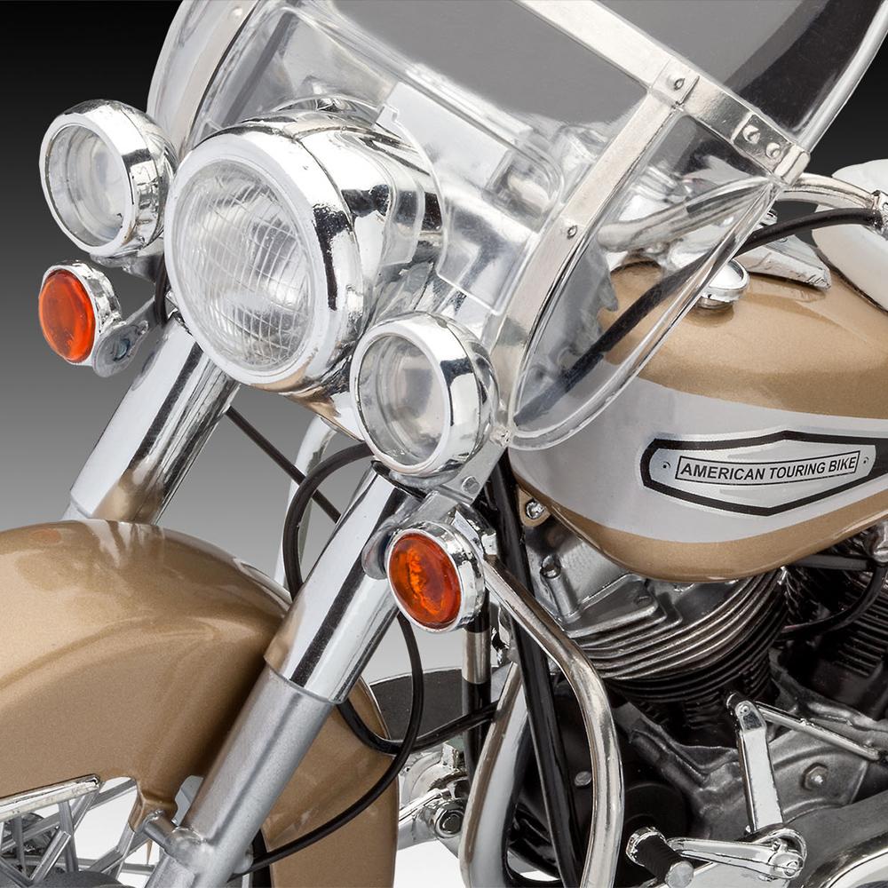 Revell US Touring Bike Model Kit (Level 5) (Scale 1:8)