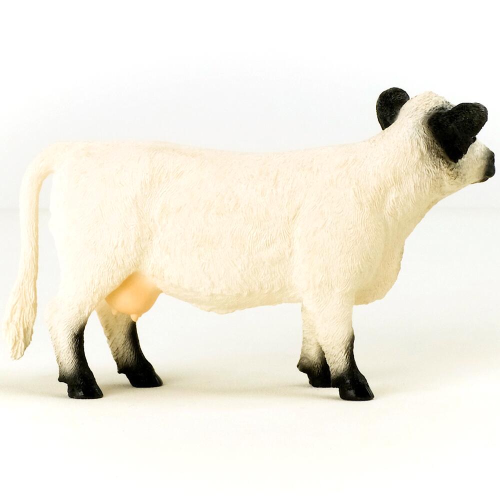 Schleich Farm World Galloway Cow Animal Figure Toy for Ages 3+
