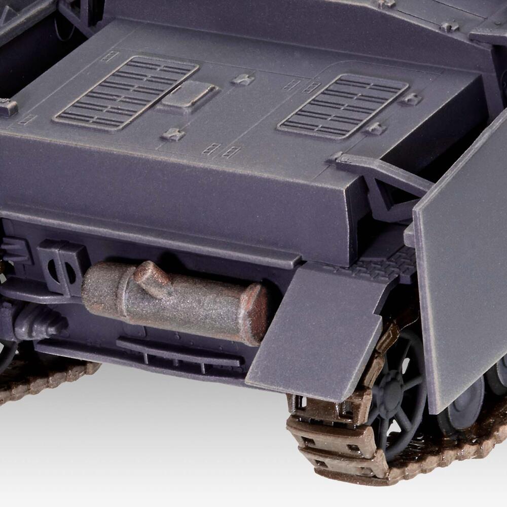 Revell World of Tanks Sturmgeschutz IV Tank Model Kit Scale 1:72