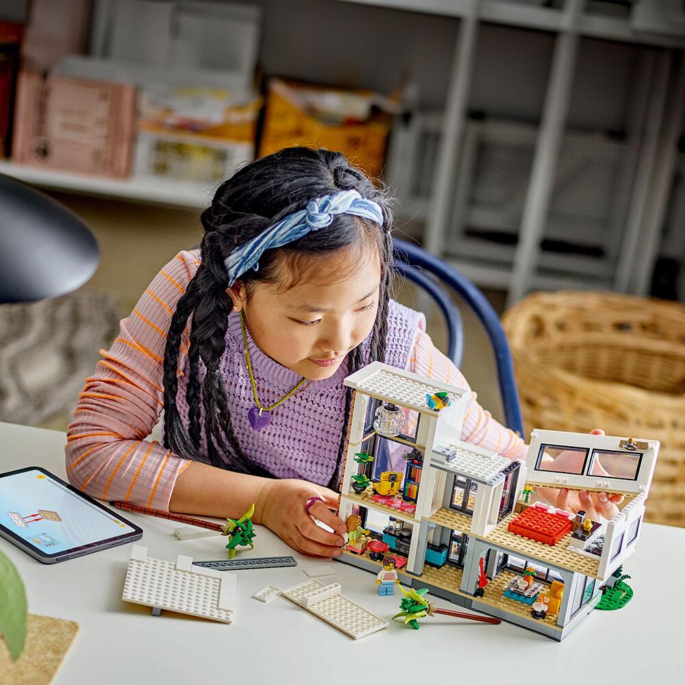 LEGO Creator Modern House Building Set 31153