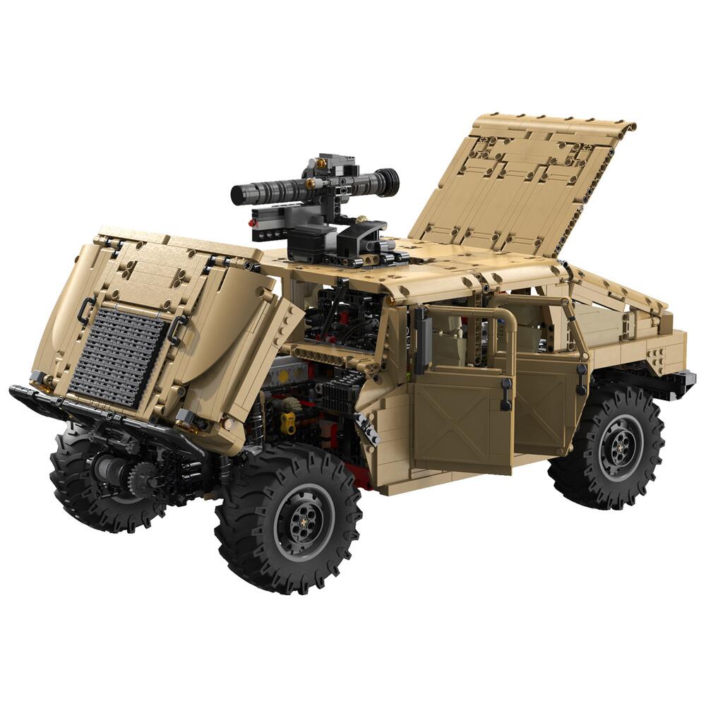 CaDA HUMVEE Military Vehicle Construction Toy Scale 1:8