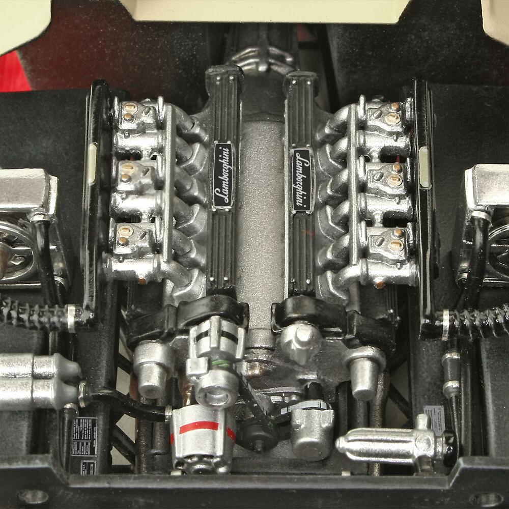 Revell Lamborghini Countach LP500S Sports Car Model Kit Scale 1:24