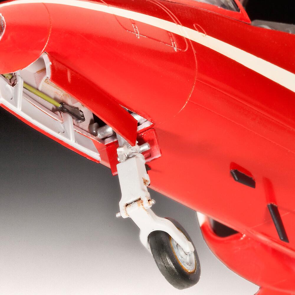 Revell BAe Systems Hawk T.1A RAF Red Arrows Model Kit Scale 1:32