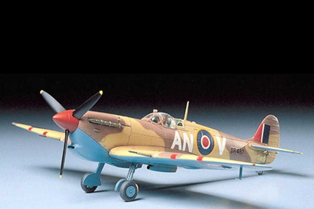 Tamiya Supermarine Spitfire Mk.Vb Trop Model Set (Scale 1:48)