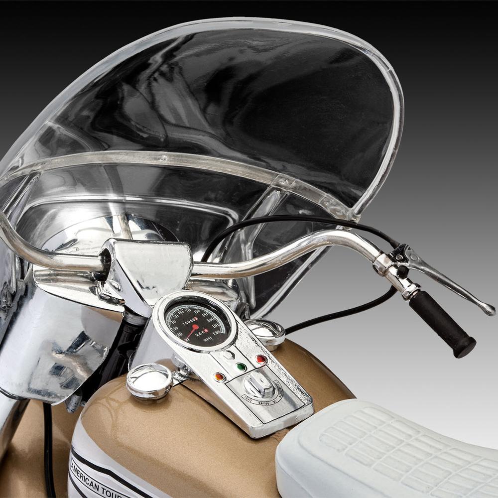 Revell US Touring Bike Model Kit (Level 5) (Scale 1:8)