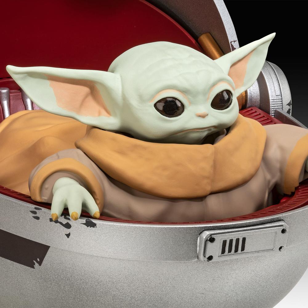 Revell The Mandalorian Grogu The Child with Cradle Model Kit Scale 1:3