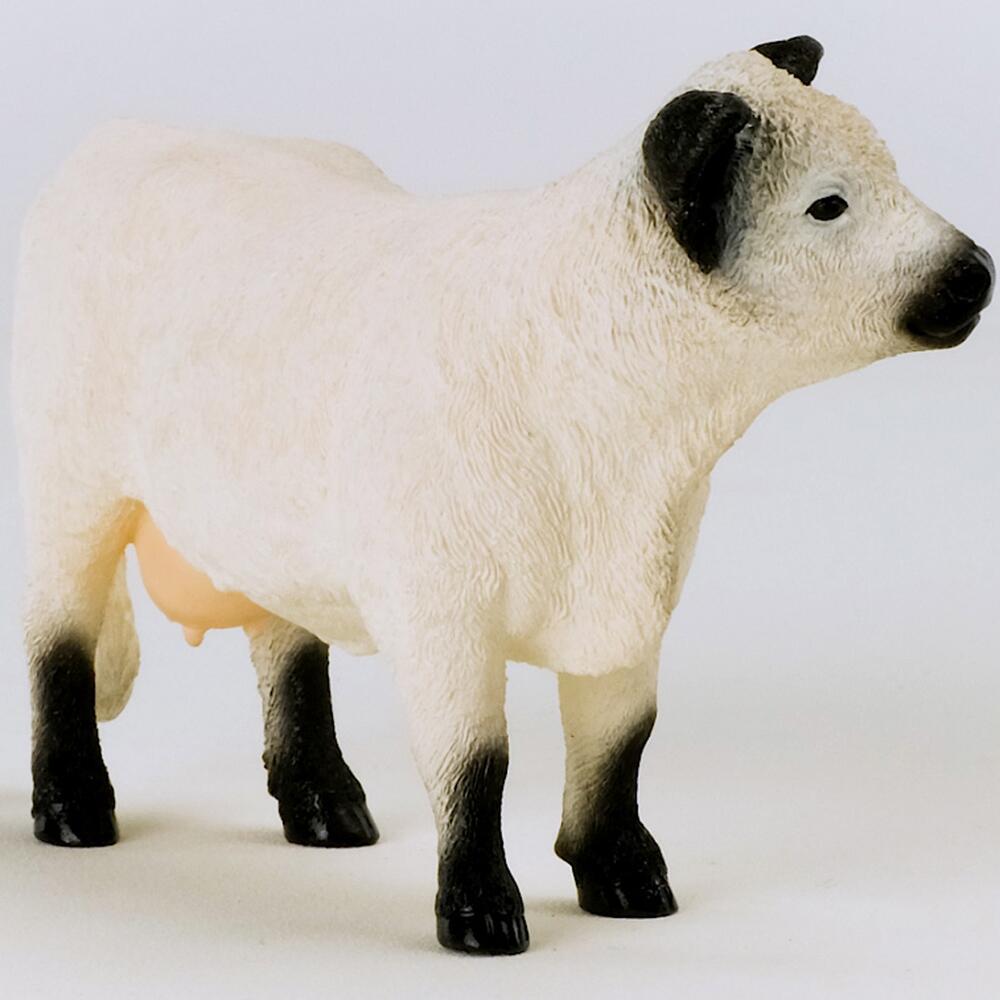 Schleich Farm World Galloway Cow Animal Figure Toy for Ages 3+