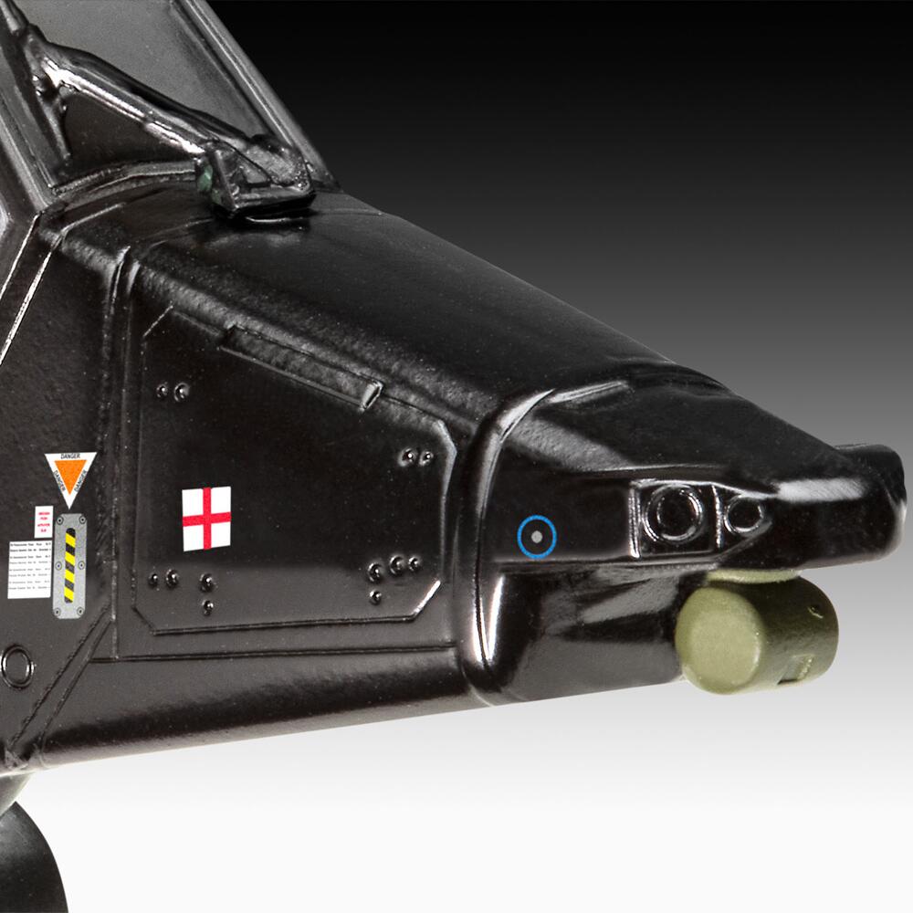 Revell James Bond 007 Goldeneye Eurocopter Tiger Model Kit Scale 1/72