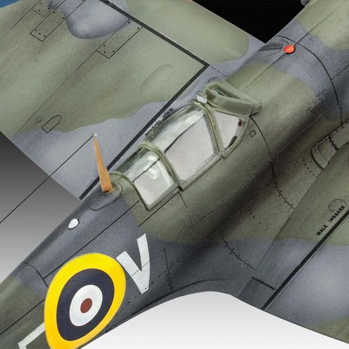 Revell Spitfire MkIIa Model Kit in Scale 1:72 with Paints and Glue