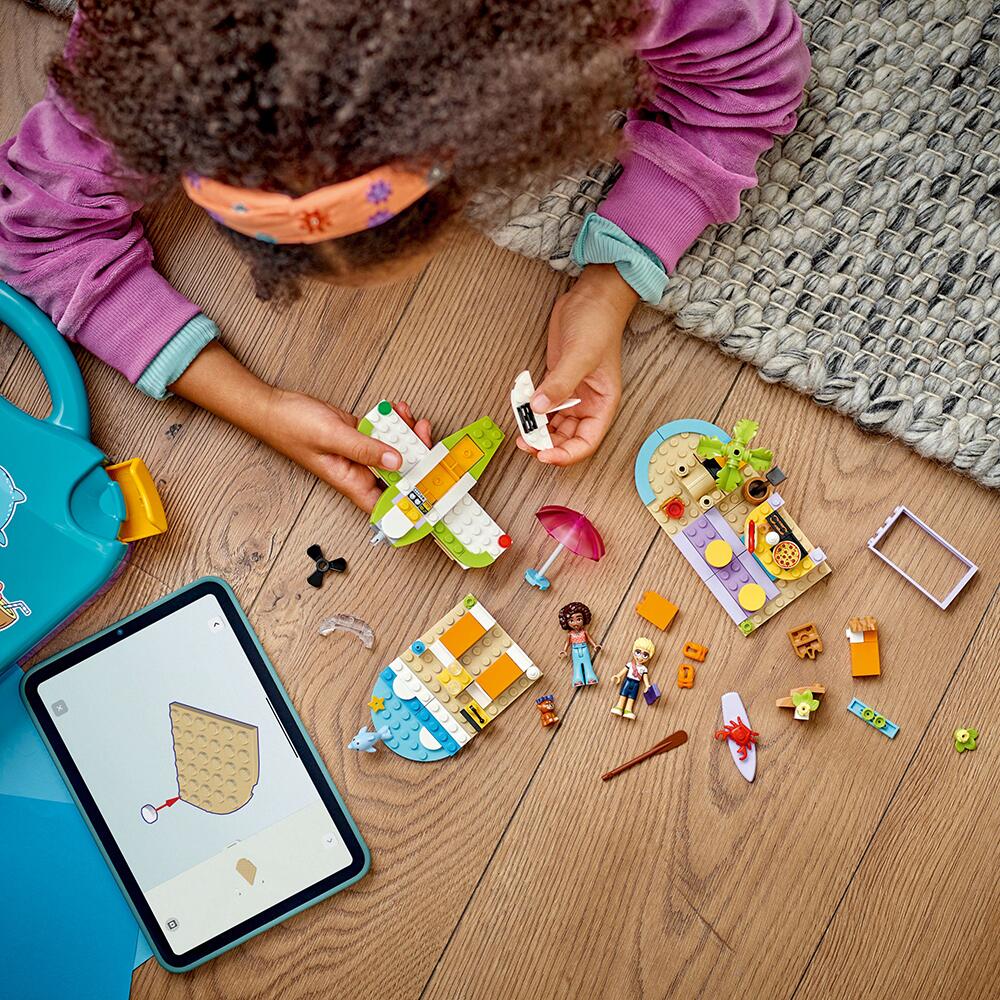 LEGO Friends Creative Beach and Travel Suitcase Set 42672