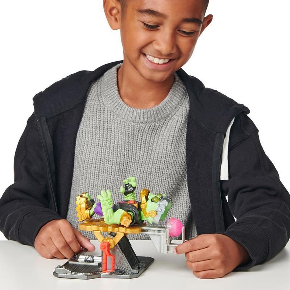 Treasure X Monsters Gold Mega Monster Lab