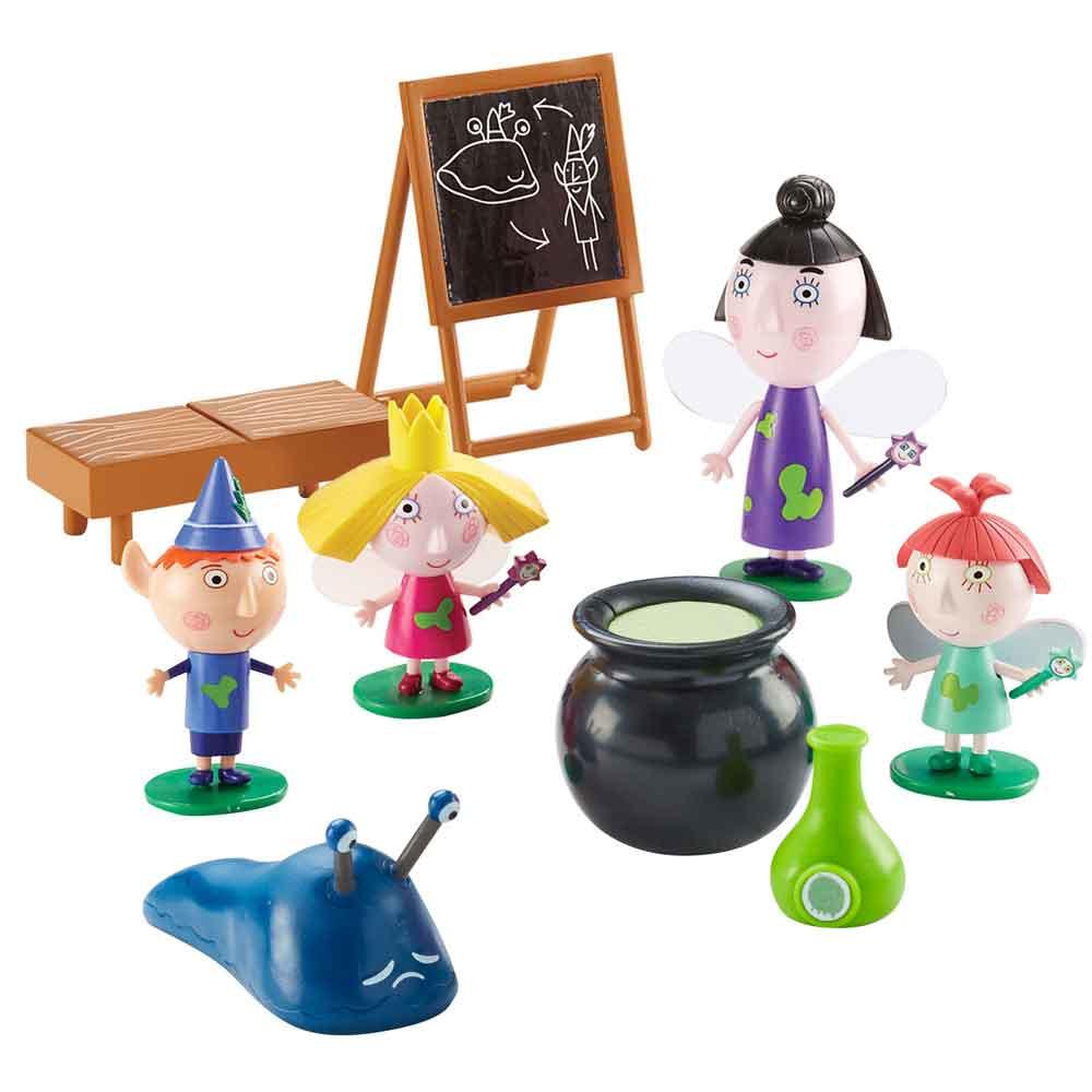 Ben & Holly's Little Kingdom Holly's Potion Classroom Playset