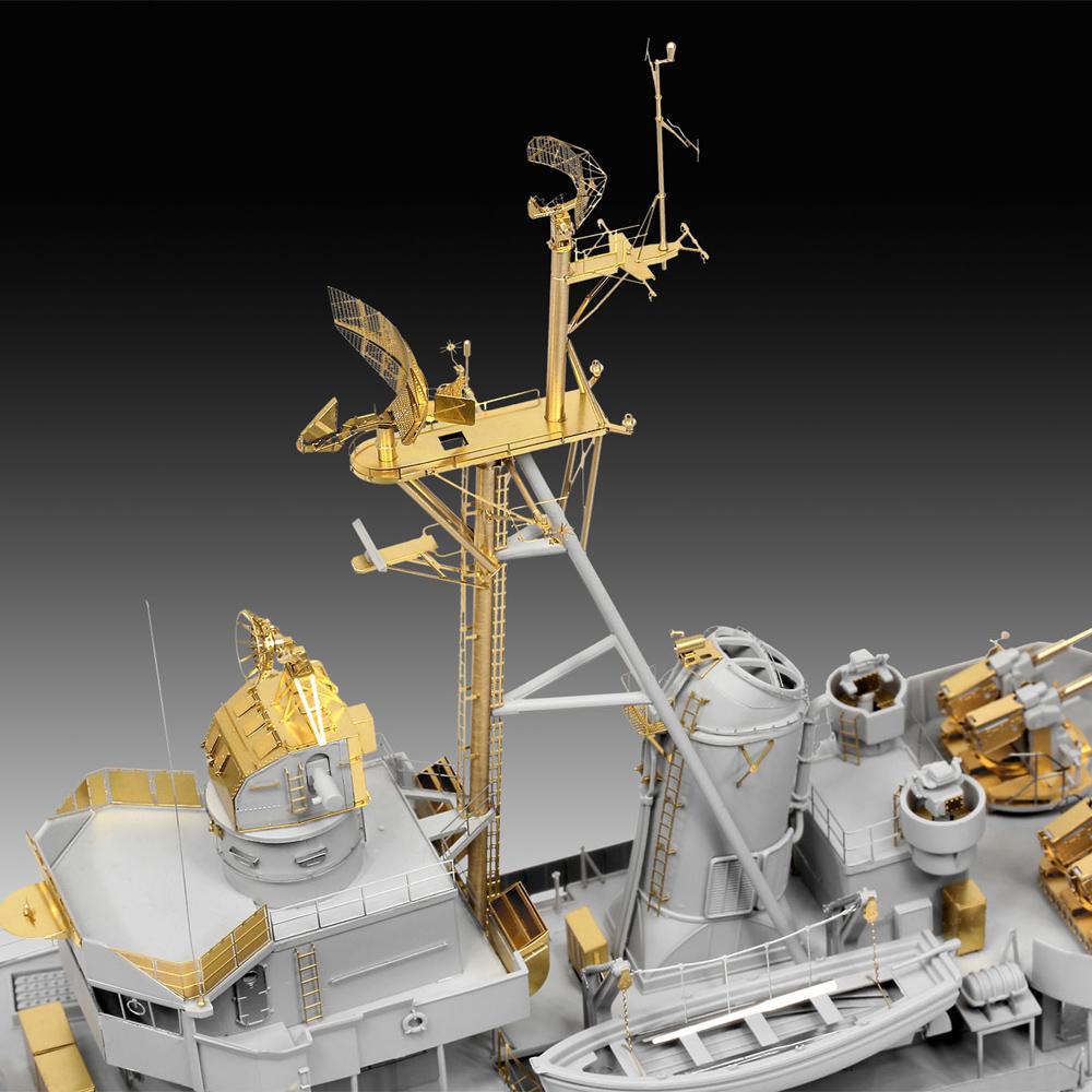 Revell German Destroyer Class 119 Platinum Edition Model Kit Scale 1:144