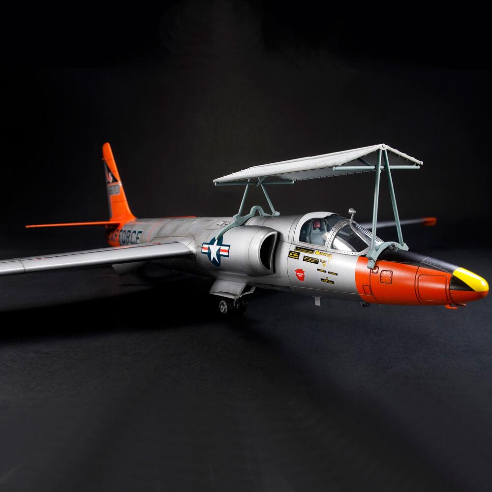 AFV Club Lockheed U-2A Dragon Lady Military Aircraft Model Kit Scale 1:48