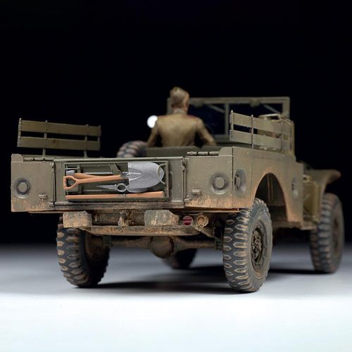 Zvezda WC-52 US WWII Military Multi-Purpose Vehicle Model Kit Scale 1:35