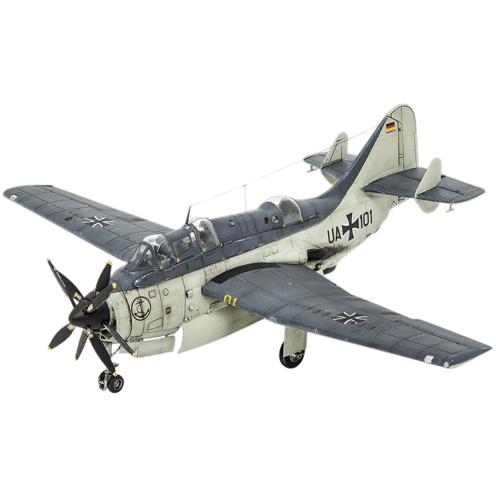 Revell Fairey Gannet AS.1/AS.4 Military Aircraft Model SET Scale 1:72