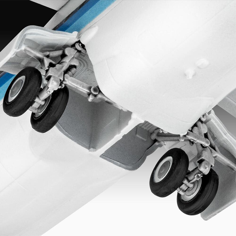 Revell BAe 146-200 AirUK Aircraft Model SET Scale 1:144