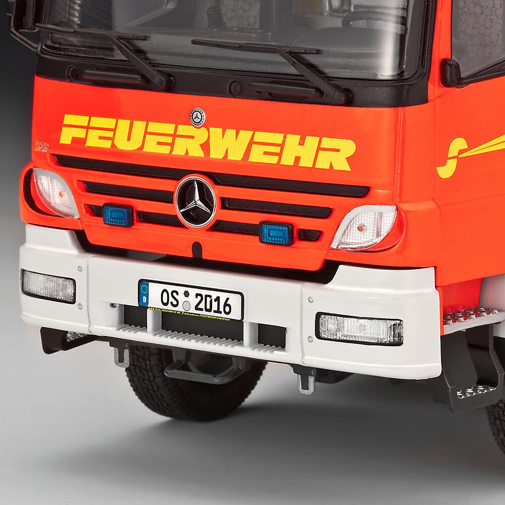 Revell Schlingmann LF 20/16 Fire Engine Model Kit Scale 1:24