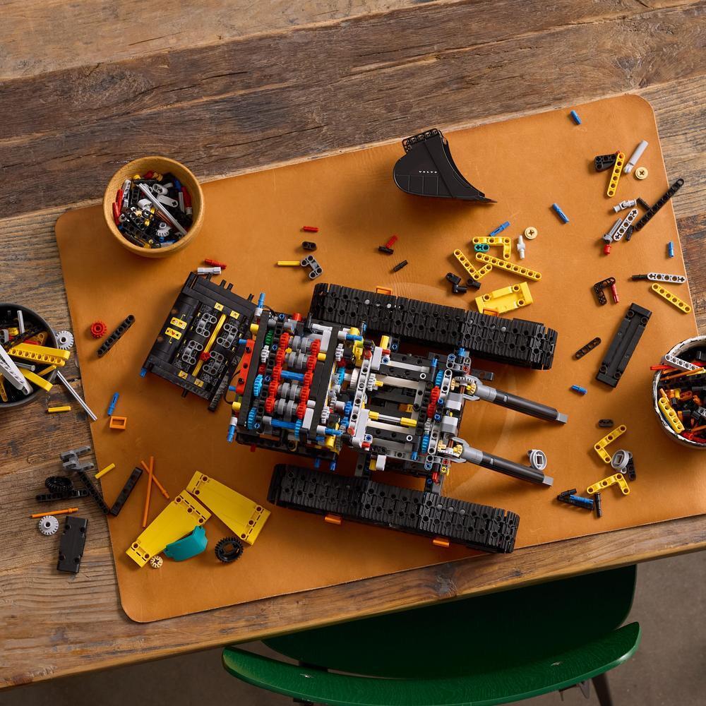 LEGO Technic Volvo EC500 Hybrid Excavator