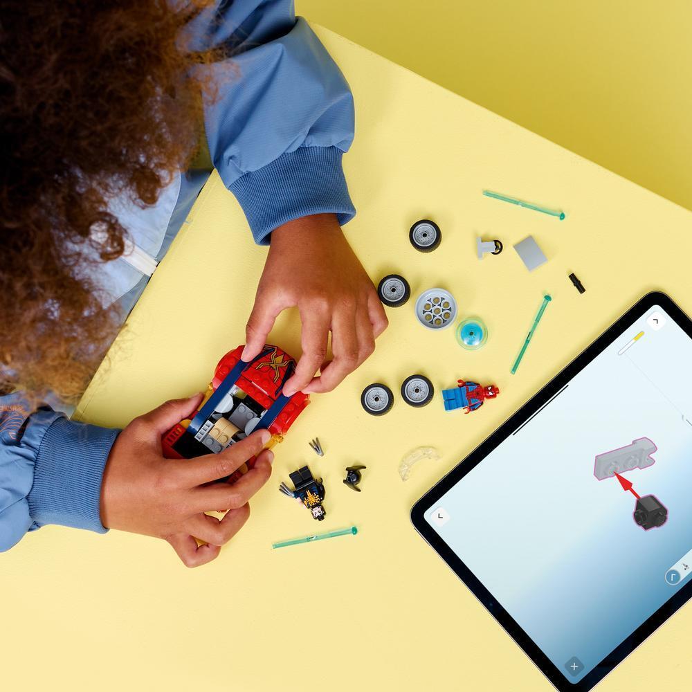 LEGO Marvel Spider-Man Car vs. Venomized Wolverine Set 76336