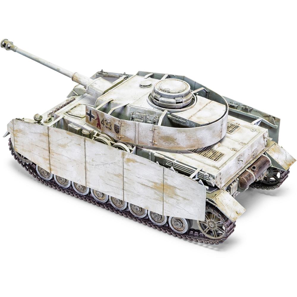 Airfix Panzer IV Ausf.H, Mid Version German Tank Model Kit (Scale 1:35)
