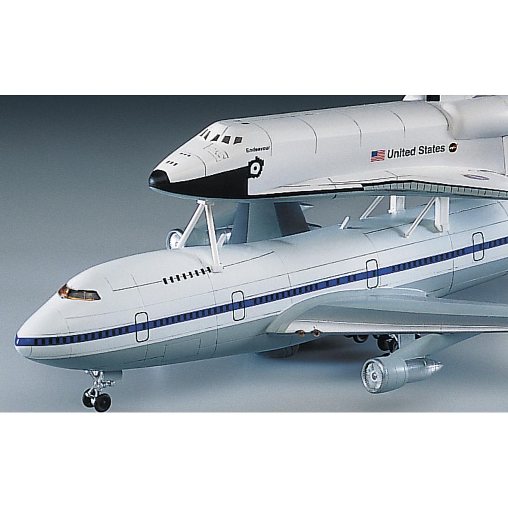 Academy Space Shuttle & Transport Model Kit (Scale 1:288)