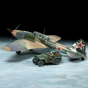 Tamiya Ilyushin IL-2 Shturmovik & GAZ-67B Military Model Kit Scale 1/48