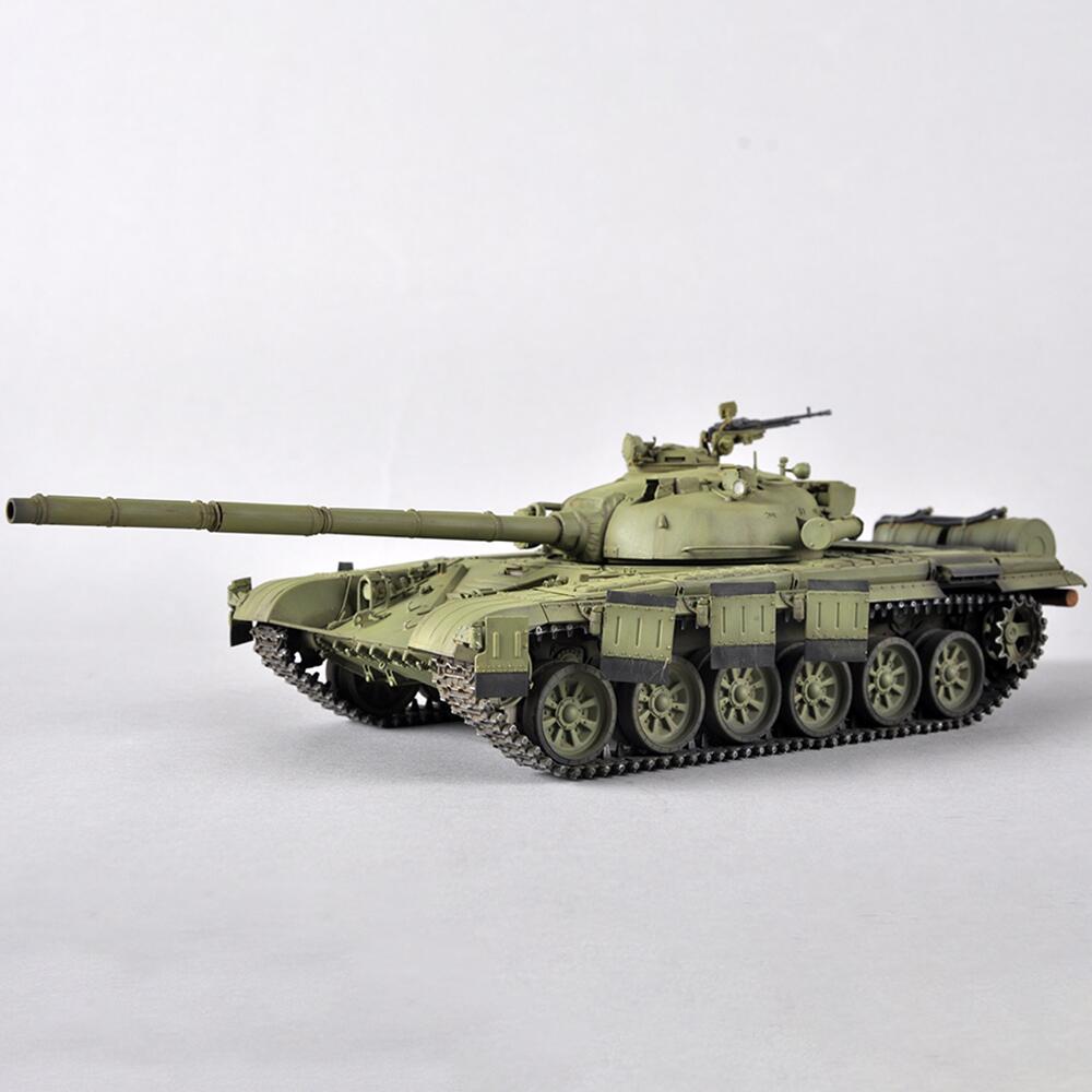 Trumpeter T-72M Main Battle Tank Model Kit Scale 1/35